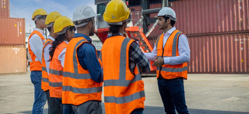 8 Safety Best Practices to Reduce Construction Risks & Costs